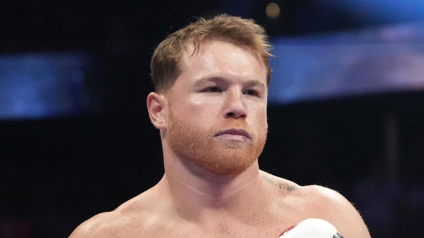 How Canelo Alvarez Injury Impacts Terence Crawford Rematch