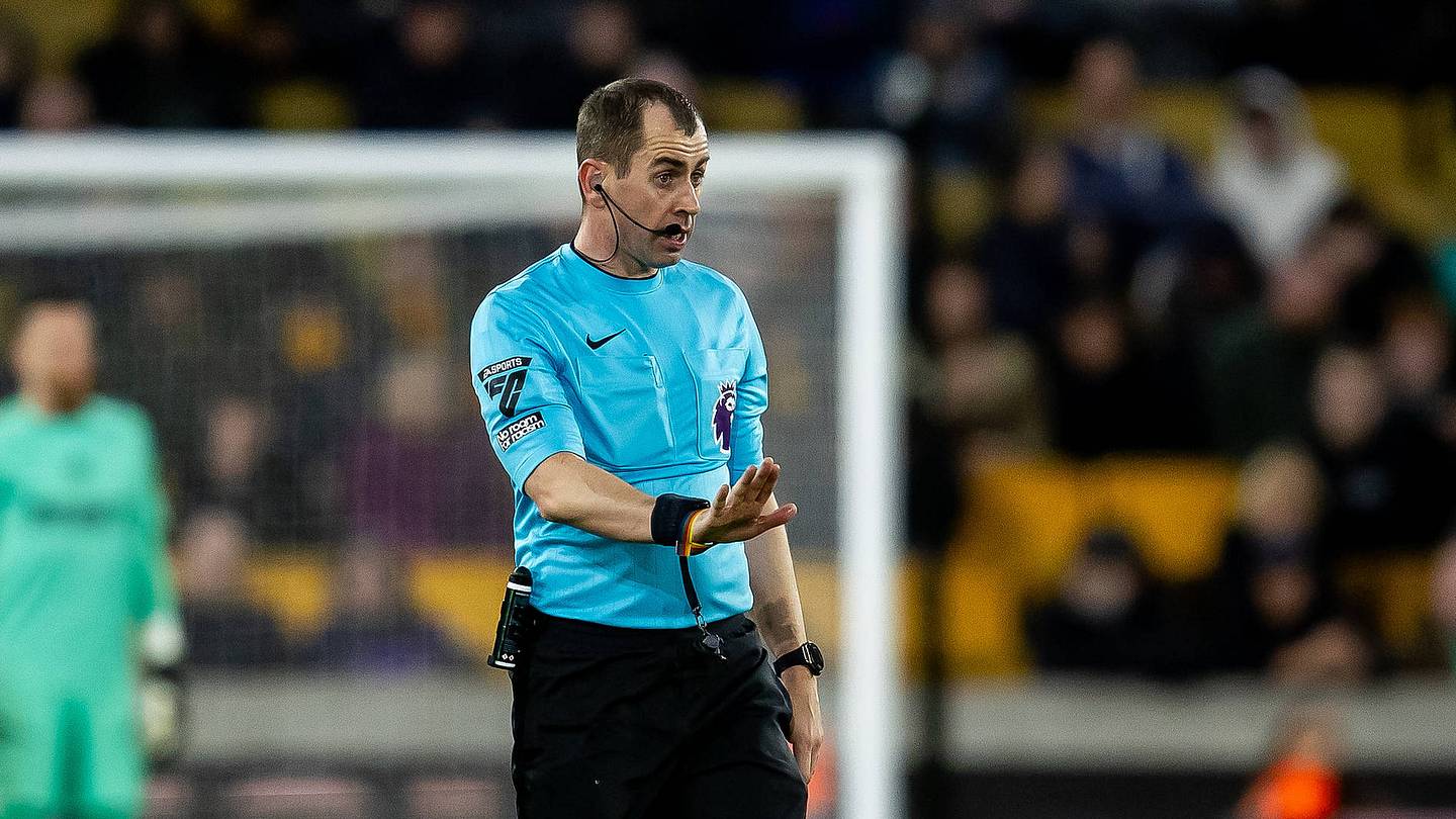 Chelsea vs Brentford: Who is the referee and VAR for the Premier League ...