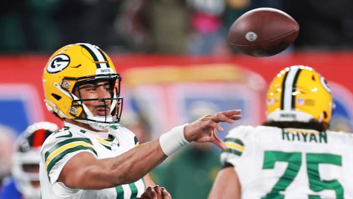 Laugh at Bill’s Week 11 NFL Predictions, Including Packers-Giants