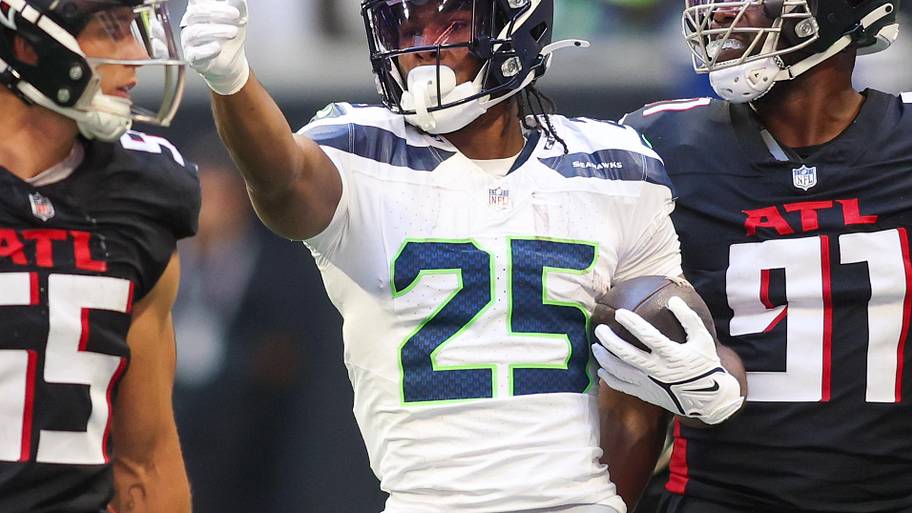 It's Now or Never For Seahawks RB Kenny McIntosh | Yardbarker