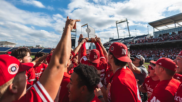 BACK-TO-BACK: Nebraska Runs Past UCLA to Win the Big Ten Baseball Tournament