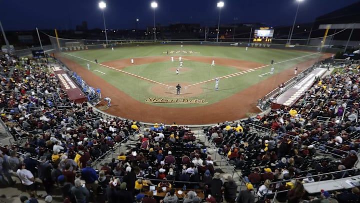 Versatile Butler transfer commits to Gophers baseball