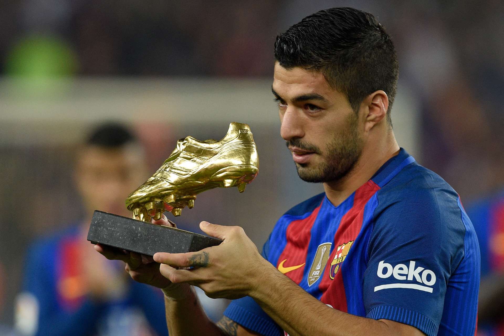 luis suarez surprise