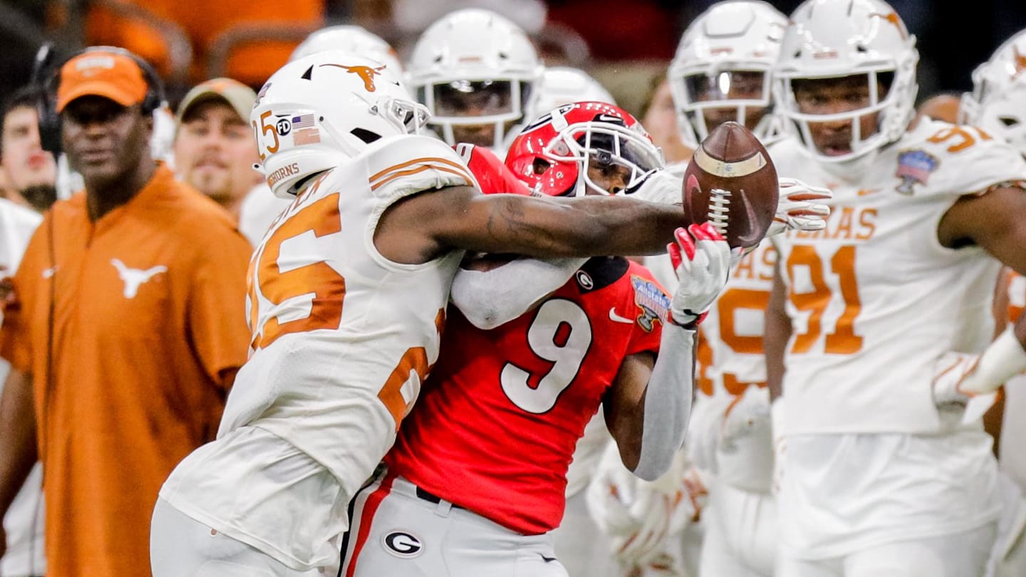 Texas Longhorns Open as Slight Favorite vs. Georgia Bulldogs