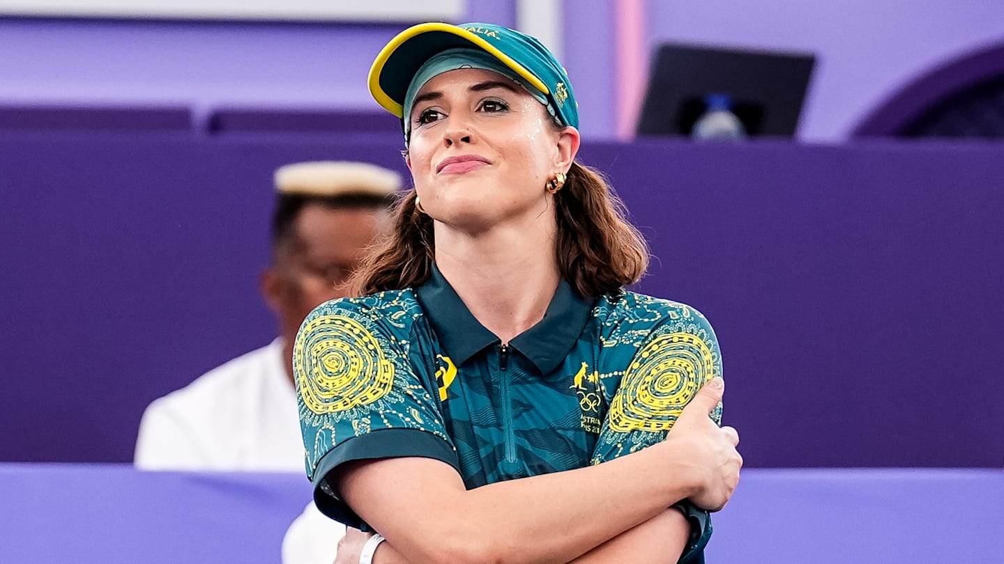 Australian B-Girl Raygun apologizes to the breakdancing community