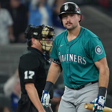 Mariners' Cal Raleigh Delivers Emotional Jorge Polanco Message