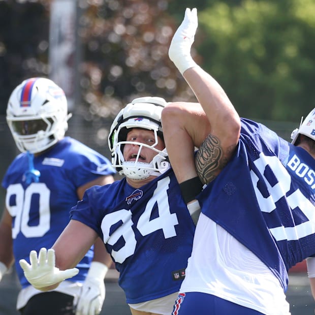 Buffalo Bills' rookie Landon Jackson is so huge it looks like he's ...