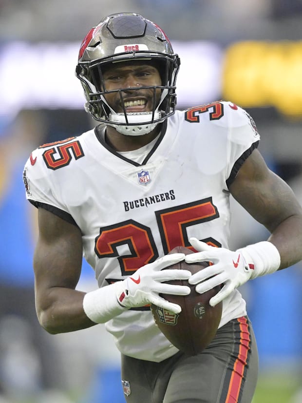 Buccaneers cornerback Jamel Dean faces heat in ESPN Rankings