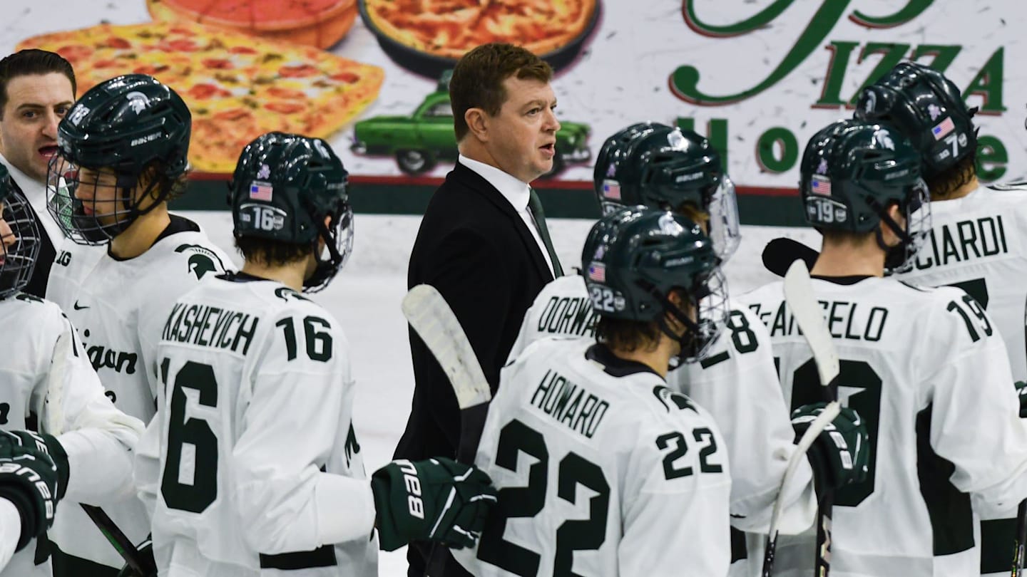 Future Spartan Skater Earns USHL Rookie of the Year