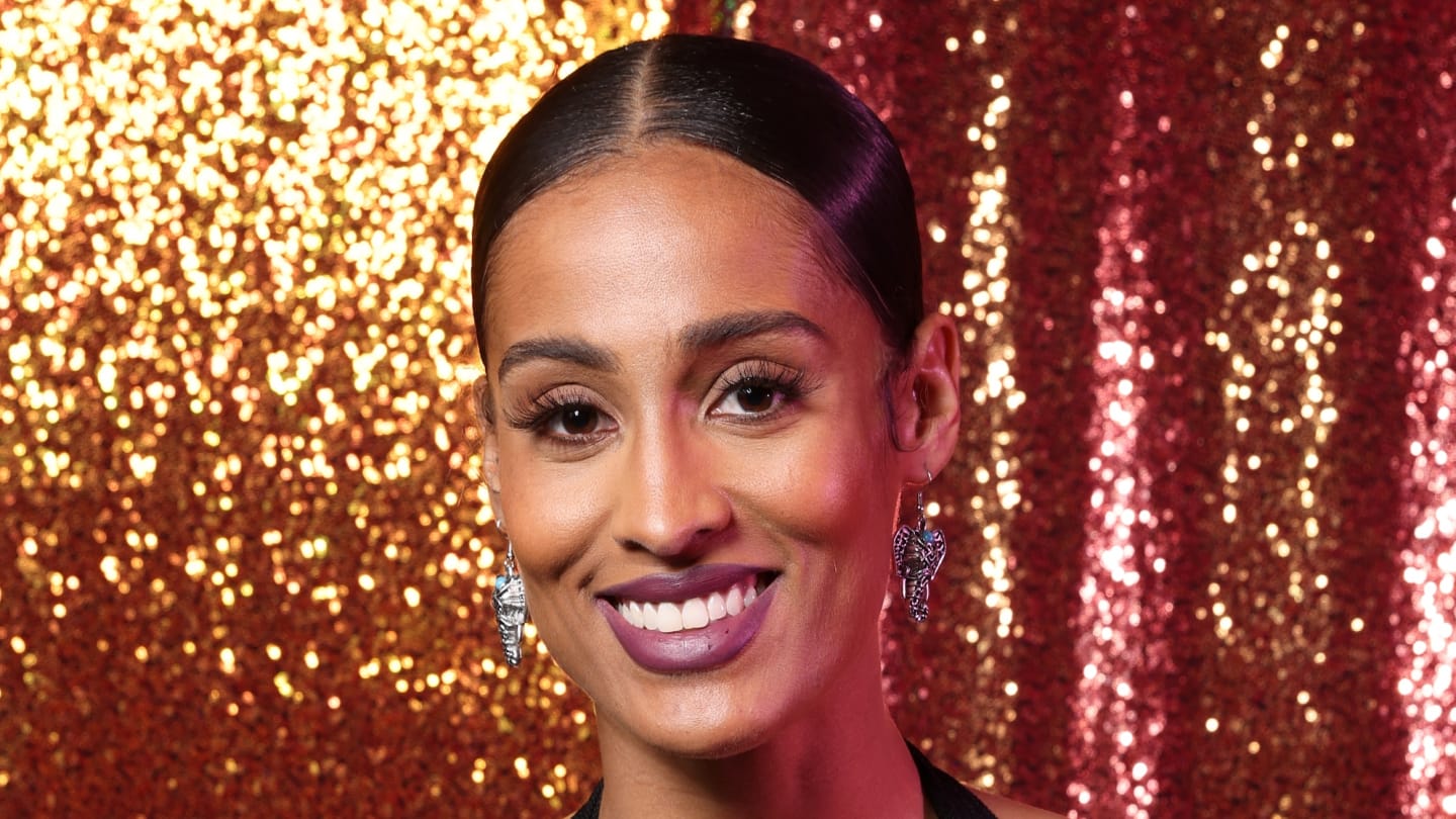 Skylar Diggins-Smith Shows Hometown Spirit in Seattle Varsity Jacket ...