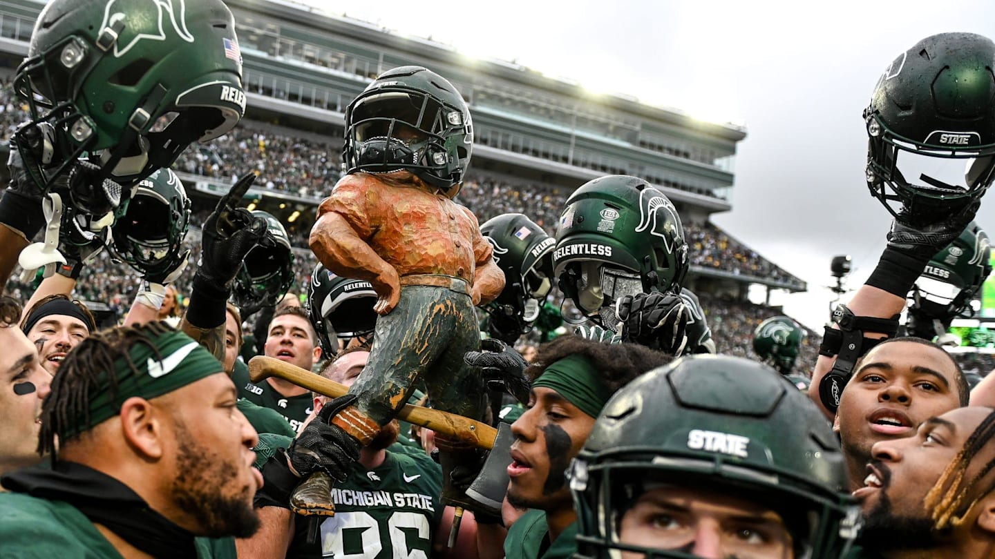 All-time history between Michigan State Spartans and Michigan Wolverines