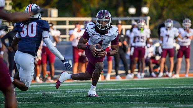 DJ Williams Emerging As Walter Payton Award Contender For Southern Illinois