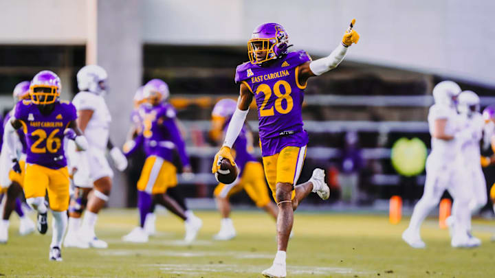 Vikings take injured, high-upside cornerback in recent 2025 mock draft