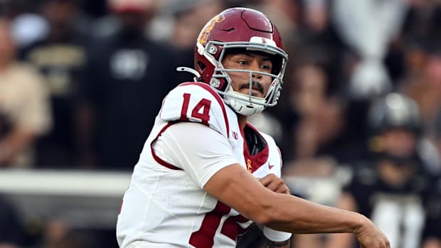 USC Quarterback Jayden Maiava Showing Key Trait in Trojans' Undefeated ...