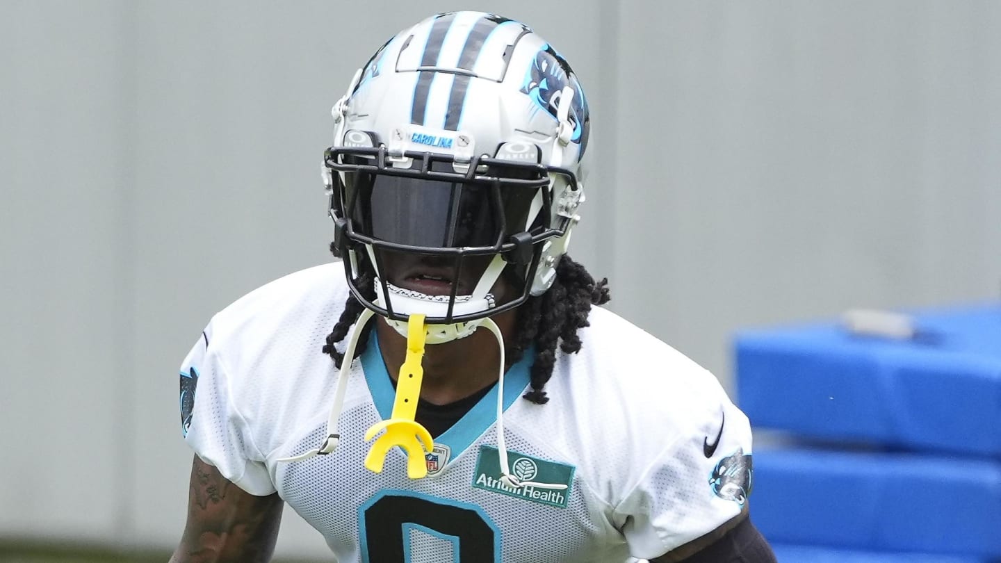 Ranking the top 10 Carolina Panthers players on the 2024 roster
