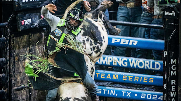 Jose Vitor Leme Crowned 2025 PBR World Champion