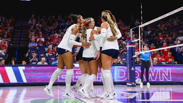 How to Watch No. 1 Nebraska Volleyball vs. Arizona: Preview, Breakdown ...