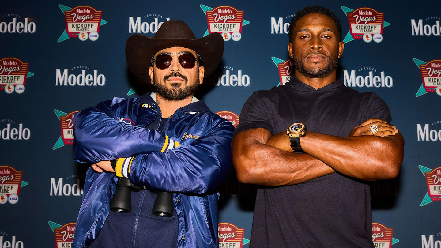 Reggie Bush dreams of leading USC out of the tunnel and the game to do ...