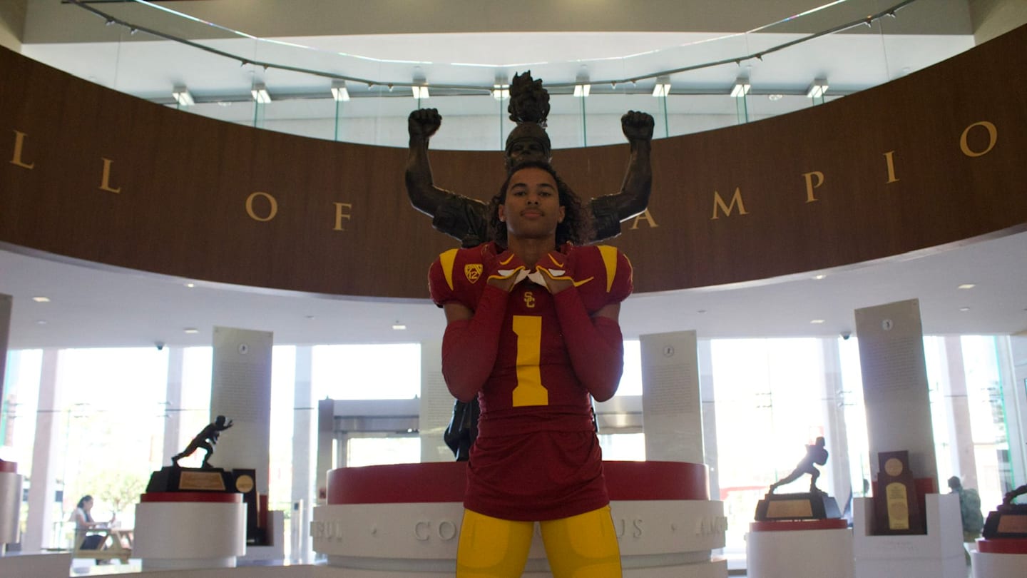 USC Trojans Commit Madden Riordan Honored By Los Angeles Times ...