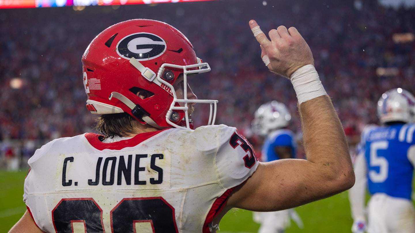 PHOTOS: Georgia Whipped on the Road vs Ole Miss