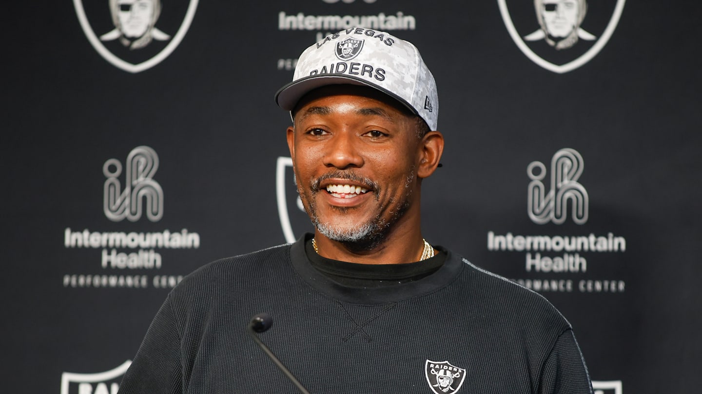 WATCH: Raiders DC Patrick Graham with the Latest on the Silver and ...
