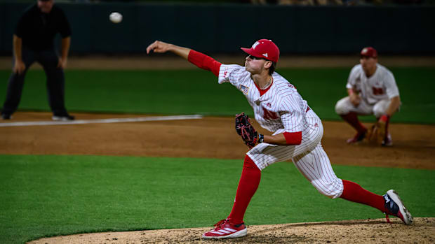 Nebraska Baseball Walks-Off Kansas State