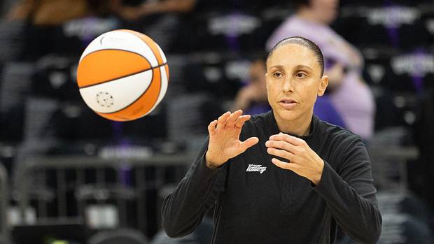 Mercury's Taurasi Shows Off Her Defense Against West Rival