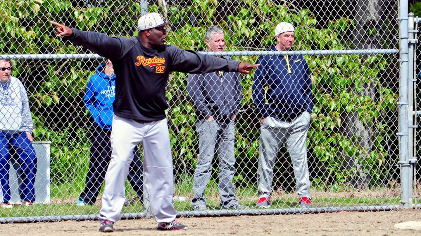 'Beloved' two-sport Jefferson High School coach Joe Townsend dies at 52