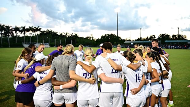 The Recap: LSU Tigers Soccer Rallies Past UC Davis 3-2 in Sunday Night ...