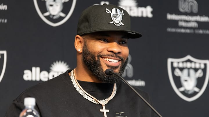 WATCH: Raiders Introduce LB Elandon Roberts