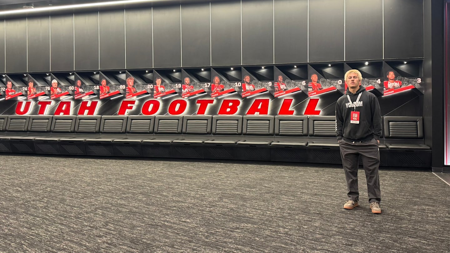 Huskies Offer QB Son of Long-Ago Rival Who Reacted to It