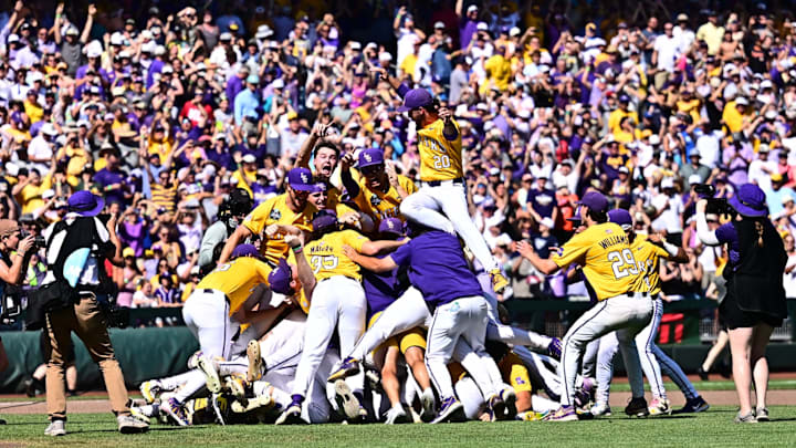 How It Happened: LSU Baseball Sweeps Coastal Carolina to Win National ...