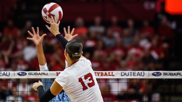Nebraska Volleyball Remains Second in Latest AVCA Rankings
