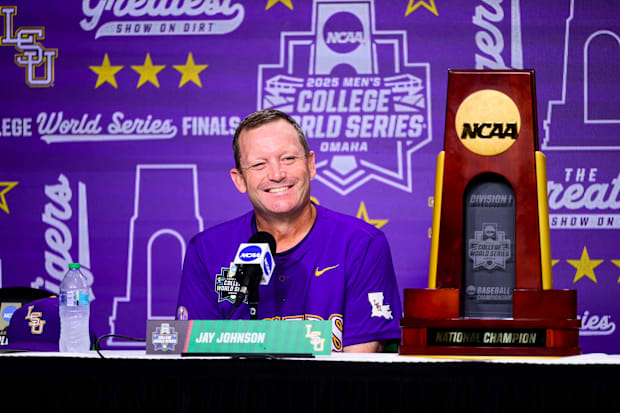 LSU Baseball Fall Practice Preview: Jay Johnson and the Tigers Set to ...