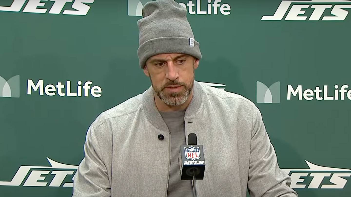 Aaron Rodgers Had Weak Excuse for Game-Ending Incompletion in Jets ...