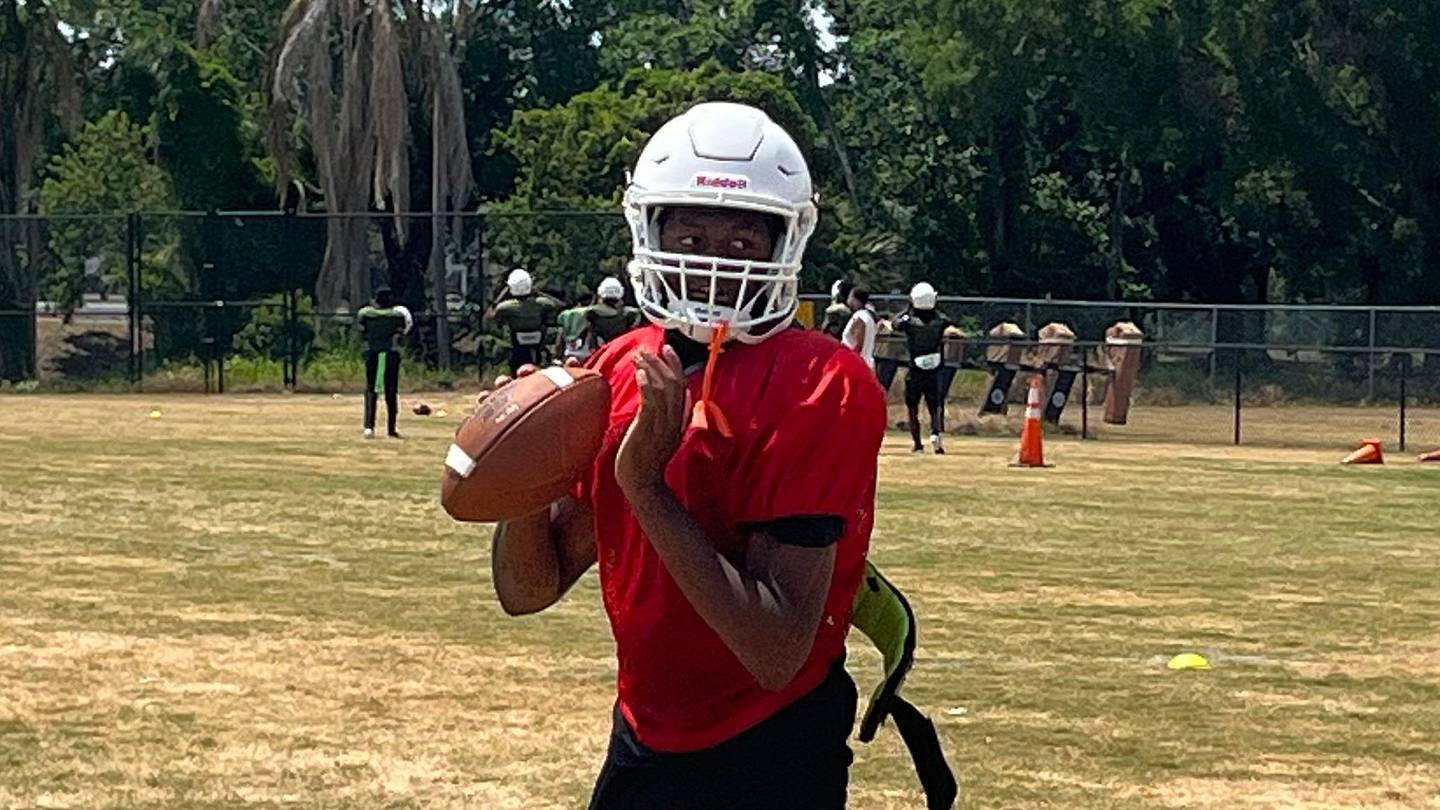Dereon Coleman Continues To Climb The Ranks Of The Top 2026 Quarterbacks