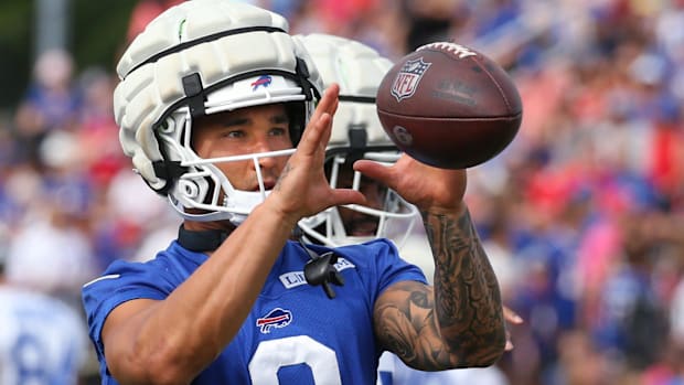 Huskies Who Survived NFL Cutdown Day -- And Those Who Didn't