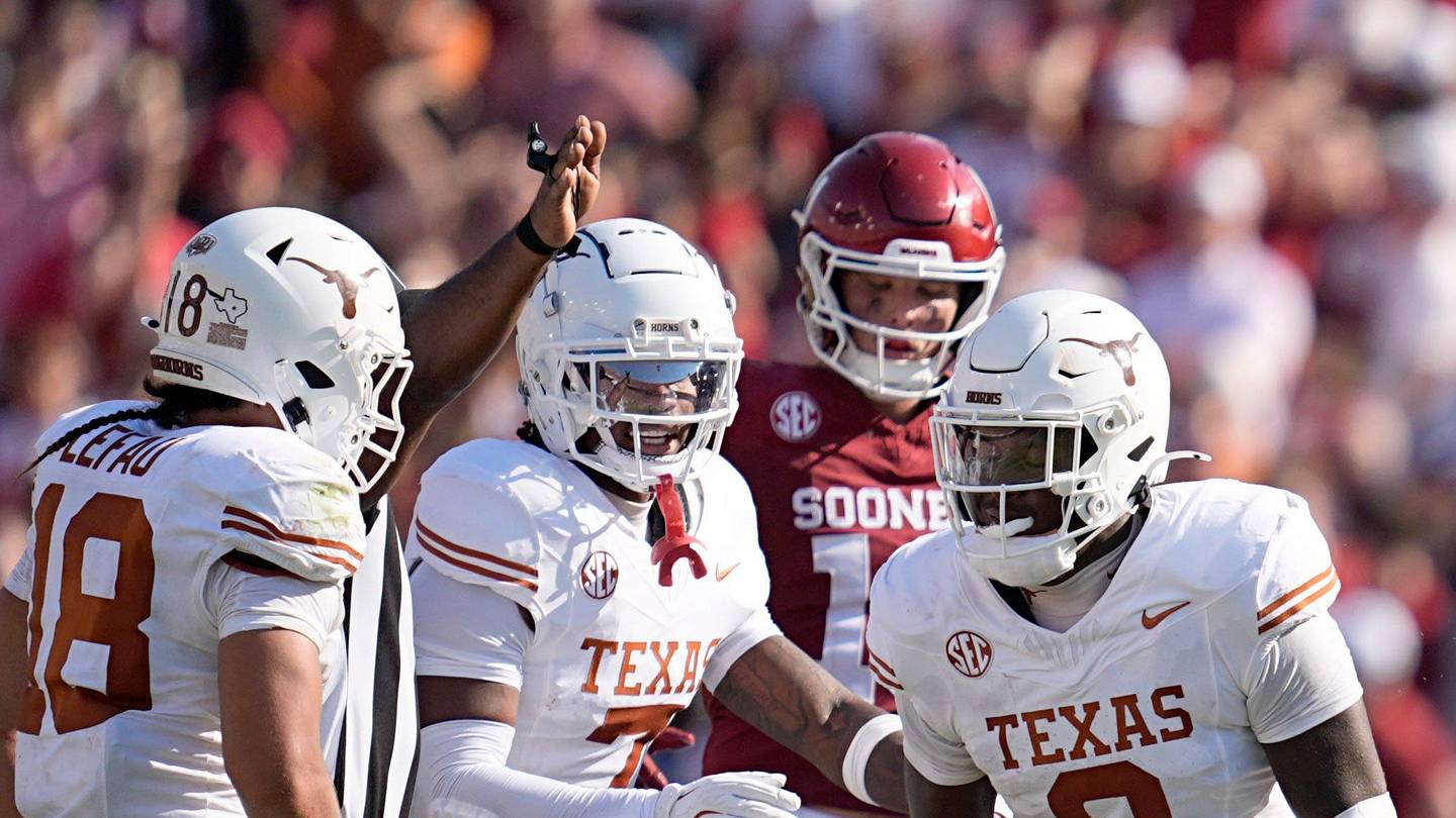'Texas Fears Nobody!' Anthony Hill Jr. Responds to Oklahoma LB Danny ...