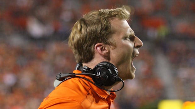 Would Lashlee be right hire at Arkansas if he could be gotten from SMU