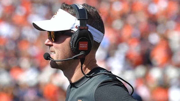 USC Coach Lincoln Riley Gives Injury Updates to Key Linemen