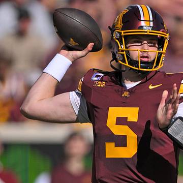 Gophers pull away late to comfortably win season opener over Buffalo