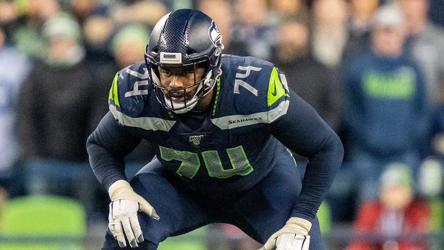 Seattle Seahawks RT George Fant Doubtful to Return vs. Los Angeles Rams