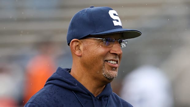 What Oregon Coach Dan Lanning Did at Practice to Prepare for Penn State ...