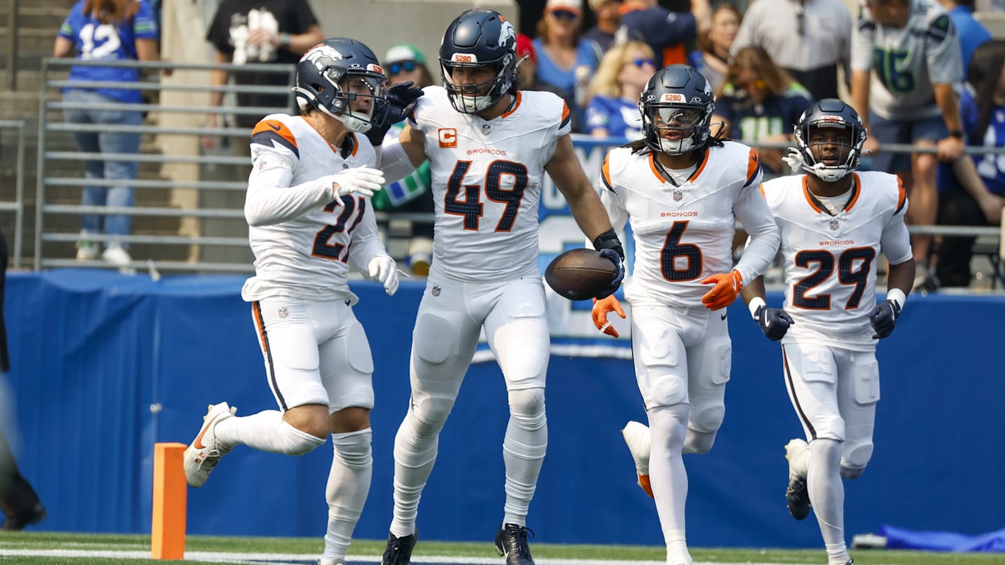 Broncos Starting LB Alex Singleton Provides Injury Progress Report