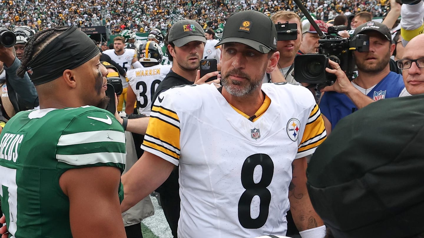 EventAware - Aaron Rodgers Leads Steelers to 34-32 Victory, Taunts Jets ...