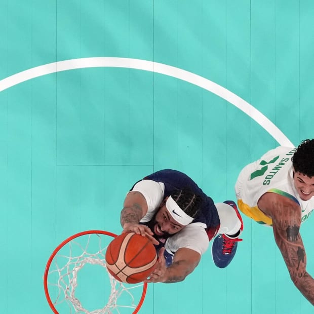 Anthony Davis 2024 Dunk