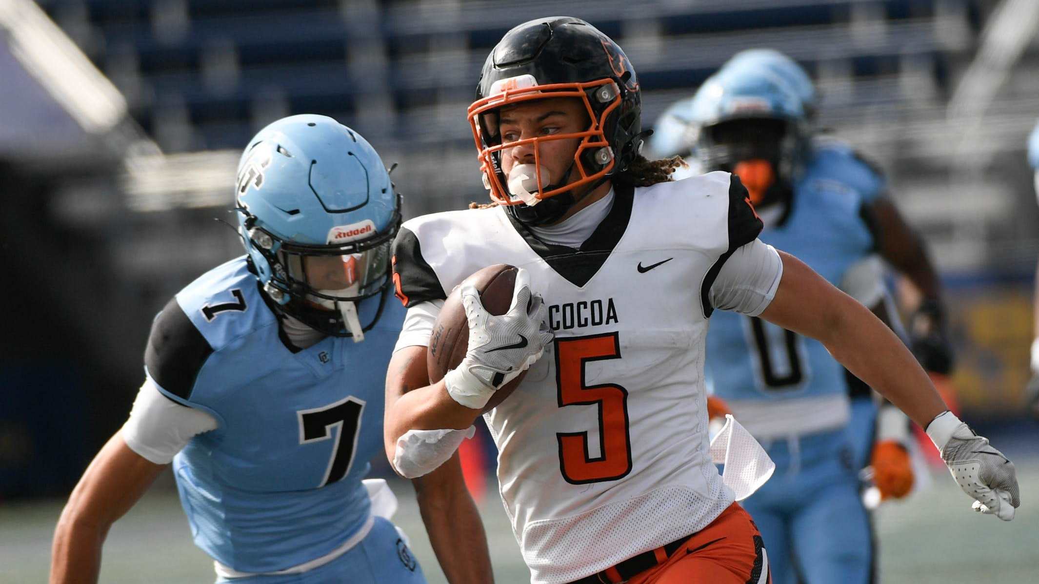 4-star WR signee Jayvan Boggs finished his senior season with a championship ring