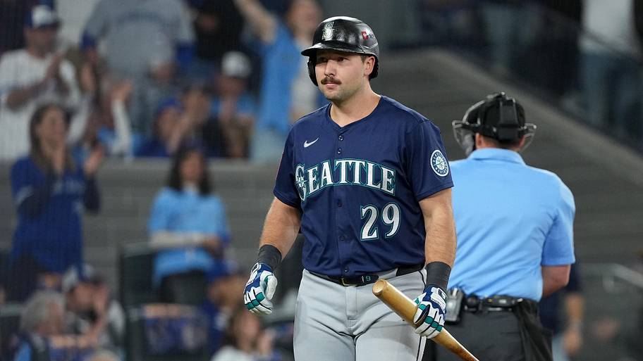 Mariners MVP Candidate Cal Raleigh wins the Silver Slugger Award ...