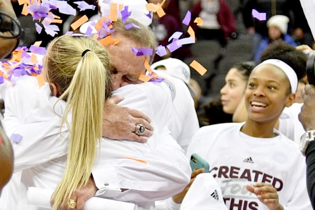 Mississippi State Matchup A Homecoming For Texas Longhorns, The ...