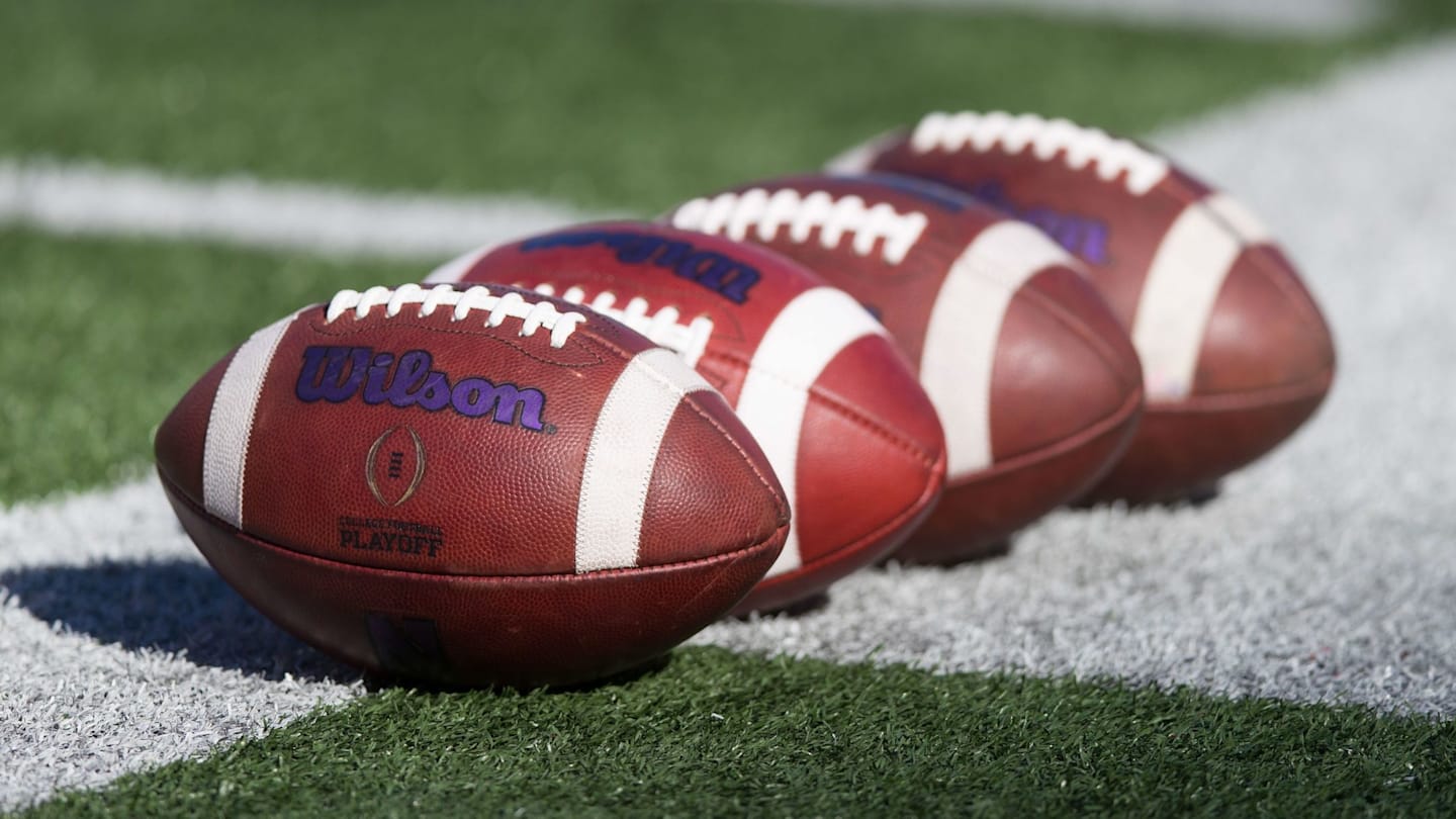 College football player Jeremiah Kelly died suddenly at 18